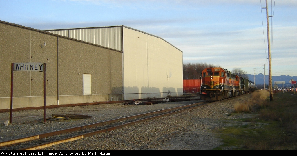 BNSF GP39-2 2730